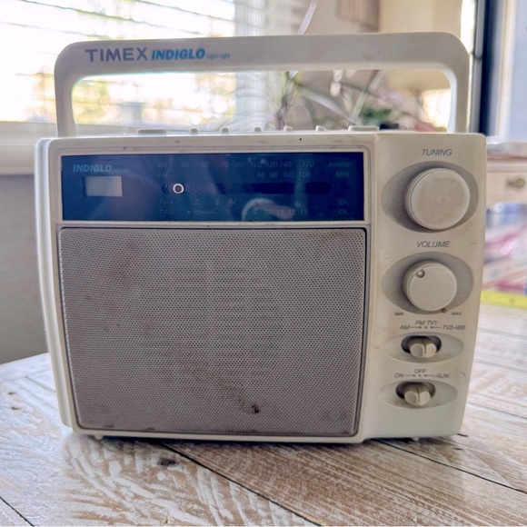 Timex | Other | Vintage Timex Indiglo Radio | Poshmark